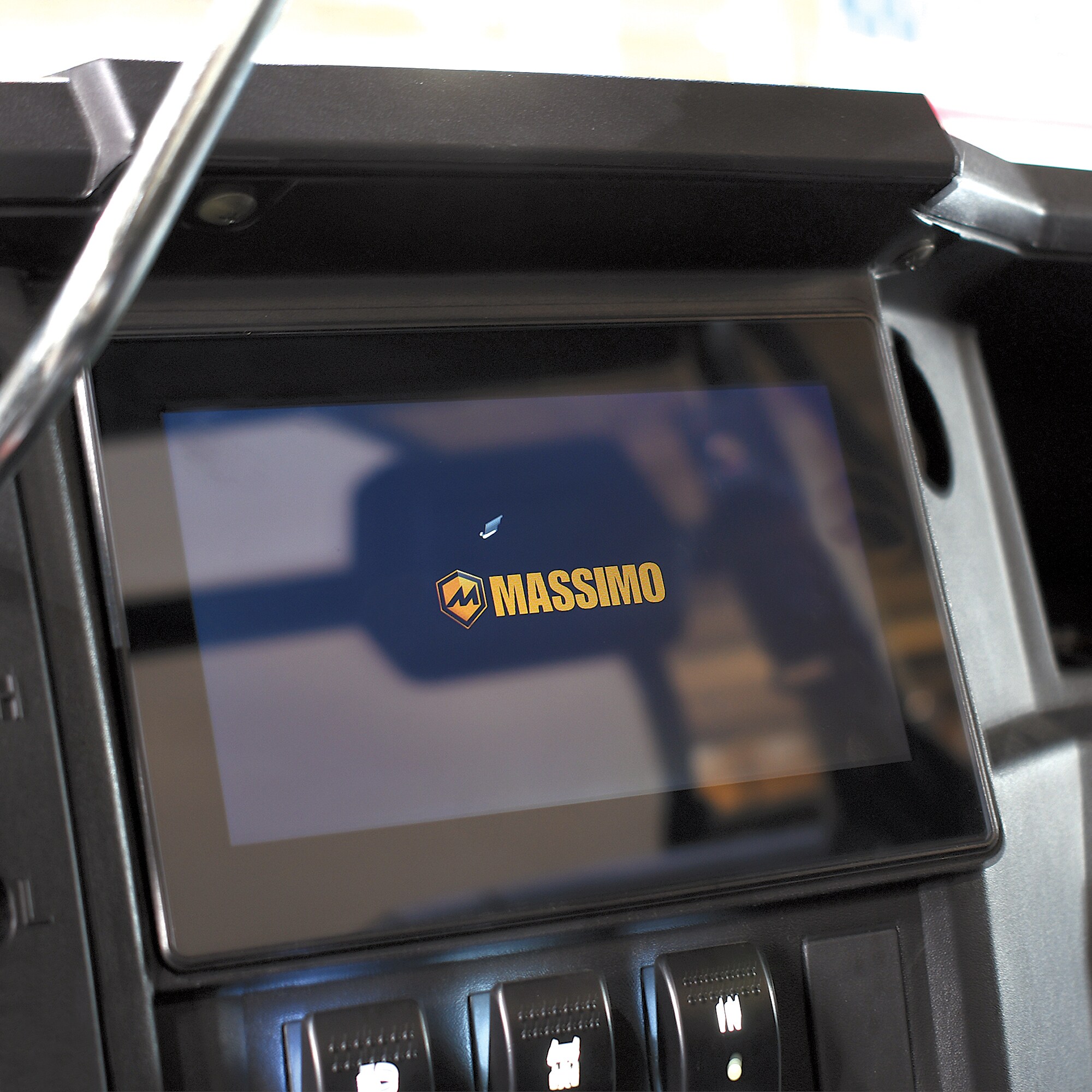 Massimo T Boss 550750 7 Touch Screen
